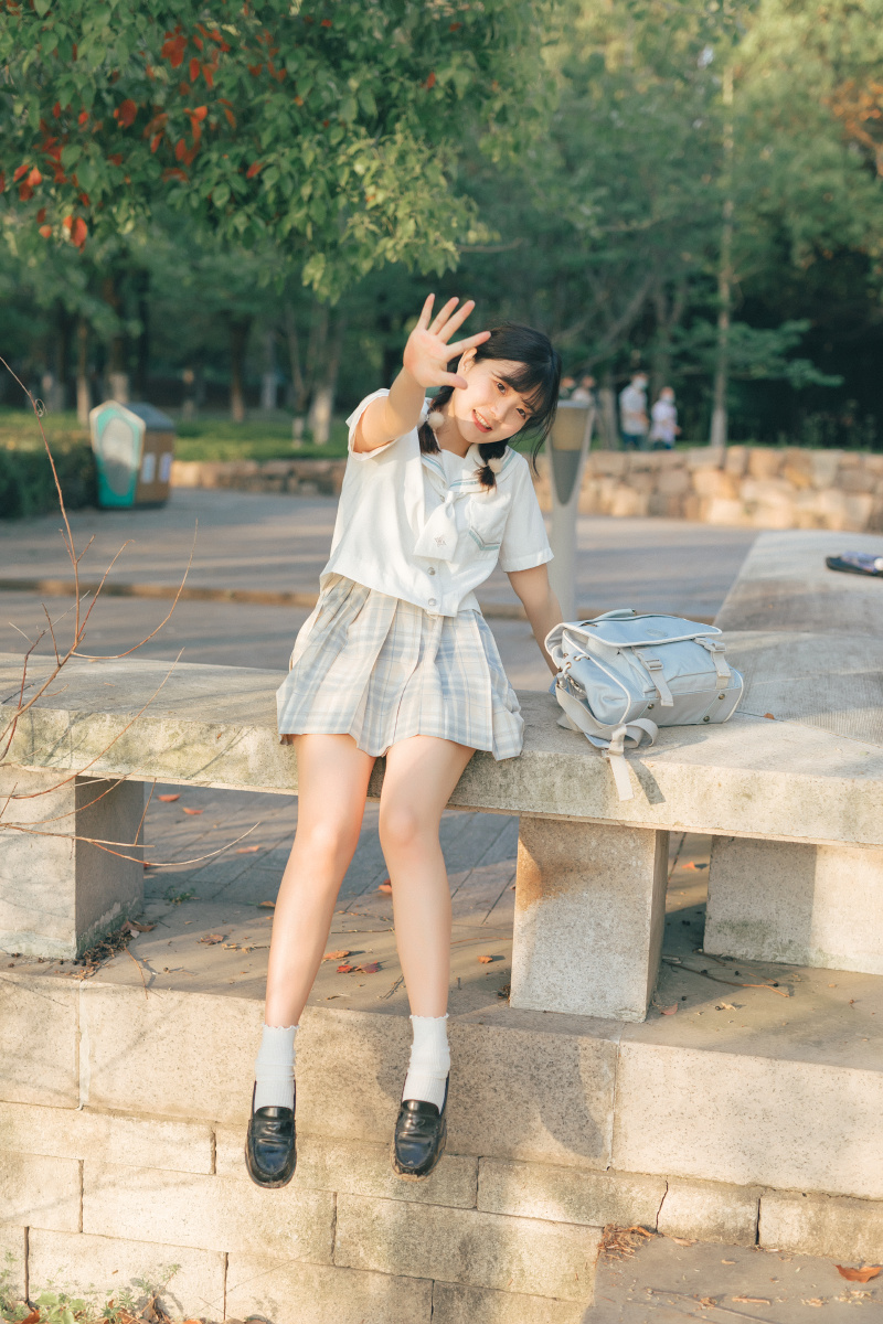 春末夏至 JK制服走起 - SOUSHOU